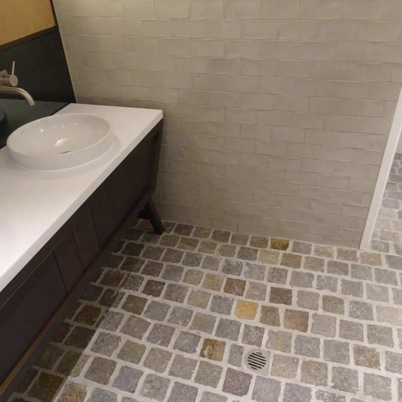 Porphyry Filletti Split Edge randon - MD Brick - Brick Suppliers